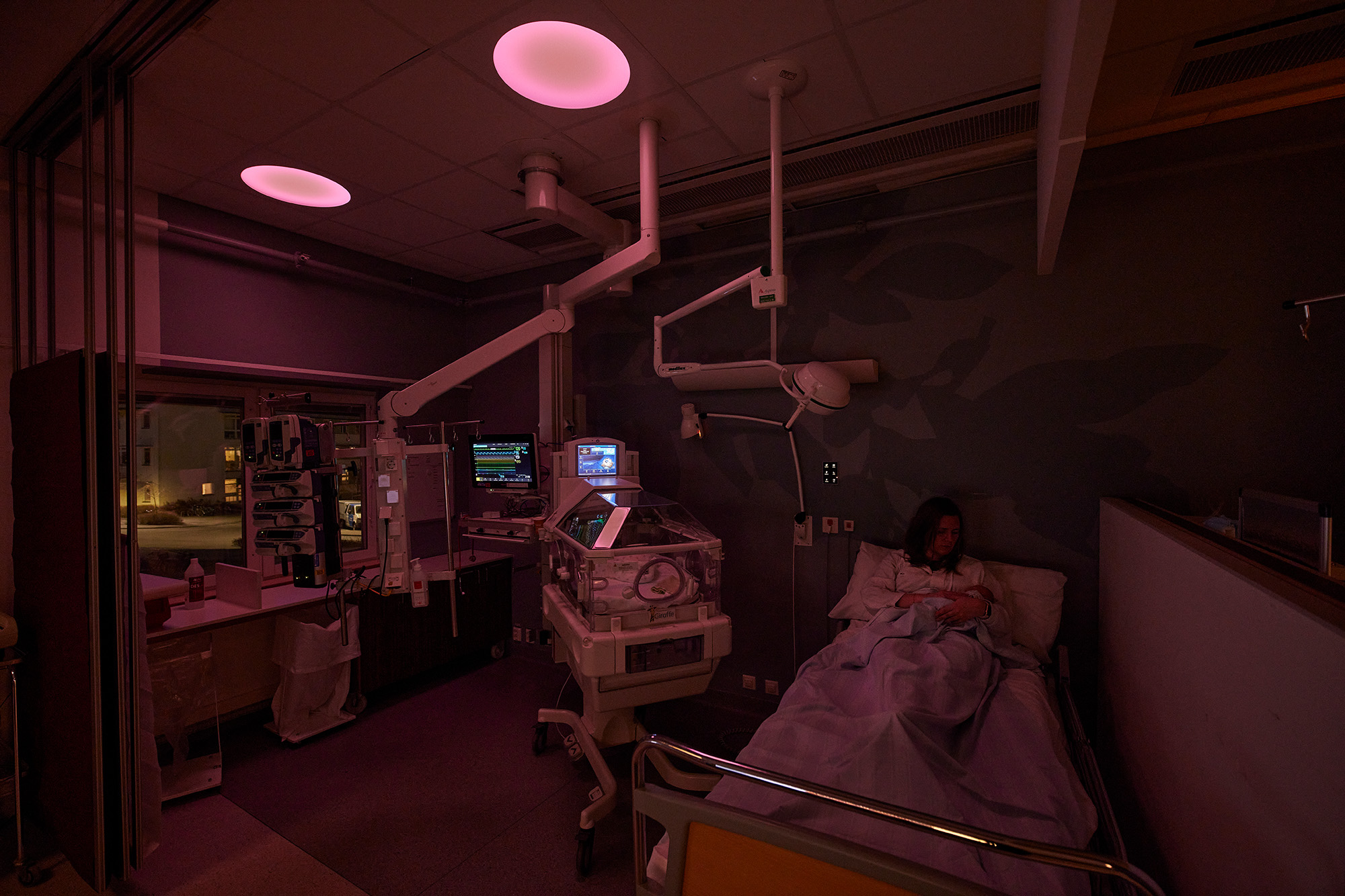 Circadian Lighting Improves Treatment and Care in Neonatal ICU